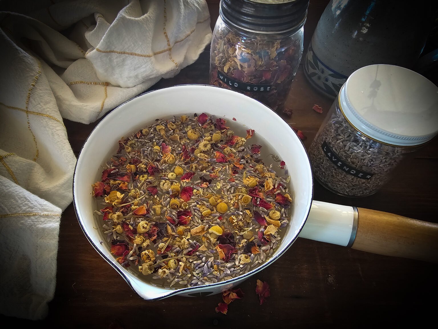 6 Easy Spring Simmer Pot Recipes - The Outdoor Apothecary