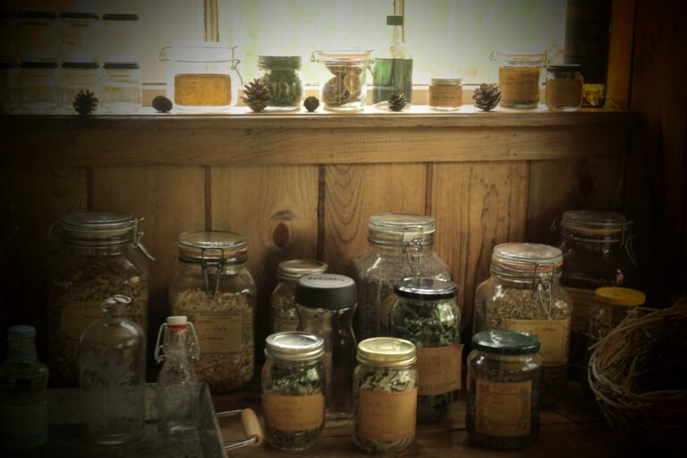 How To Make An Herbal Tincture: Plus 2 Easy Recipes - The Outdoor ...